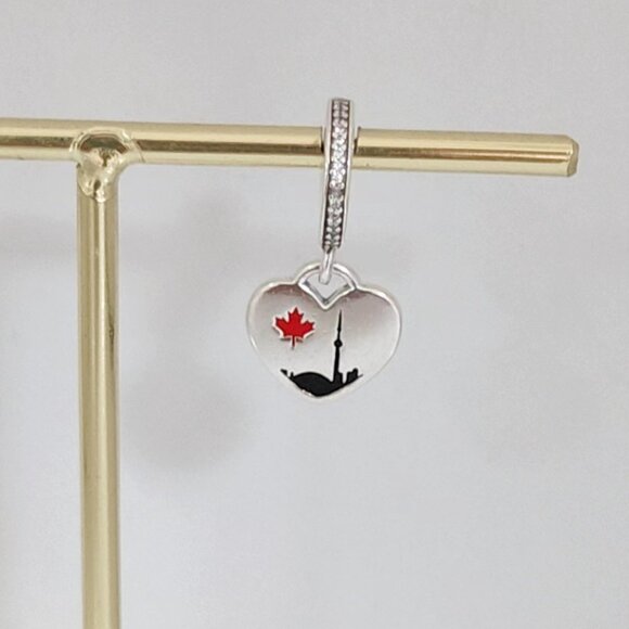 Pandora | Jewelry | Pandora Toronto Cn Tower Exclusive Dangle Charm ...